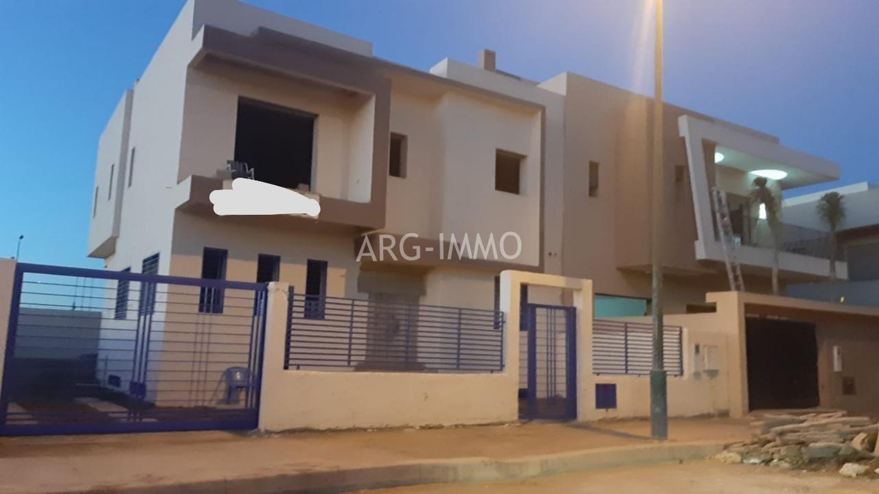 Villa semi fini en vente a Abouab Addoha Marrakech – Expert Immobilier